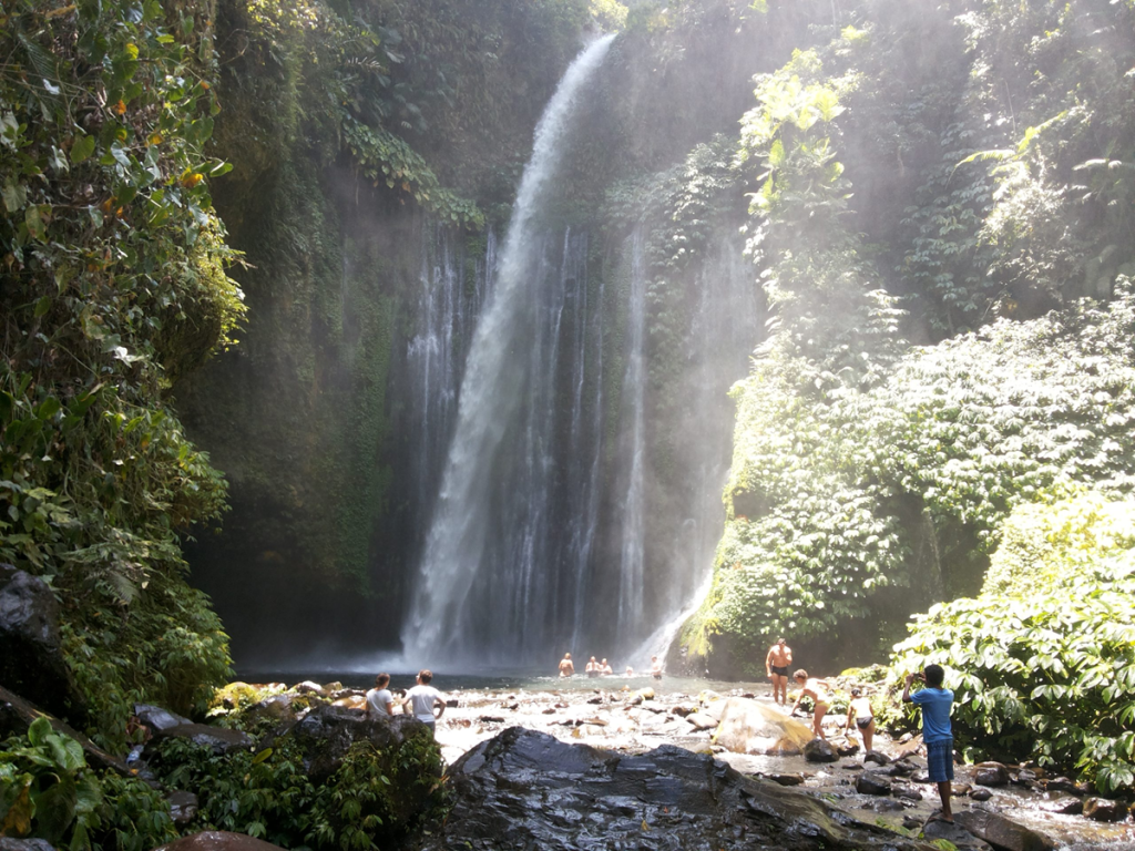 Wisata Sendang Gila Lombok dan Tiu Kelep air terjun sehari